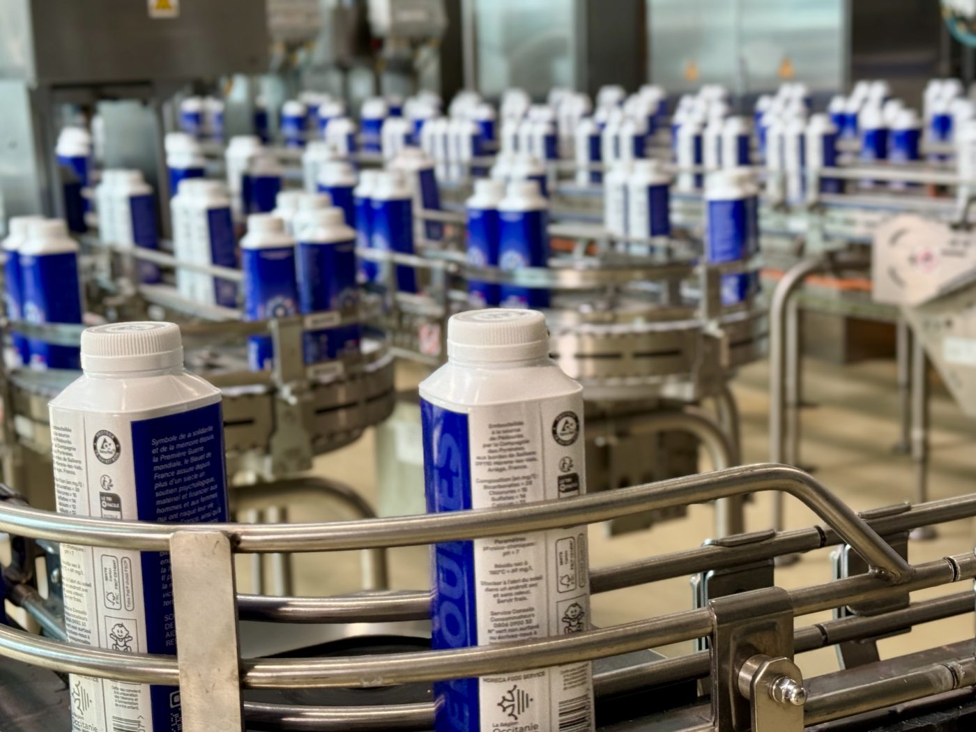 Solidarité : L'Eau Neuve, partenaire naturel du Bleuet de France - Dis ...